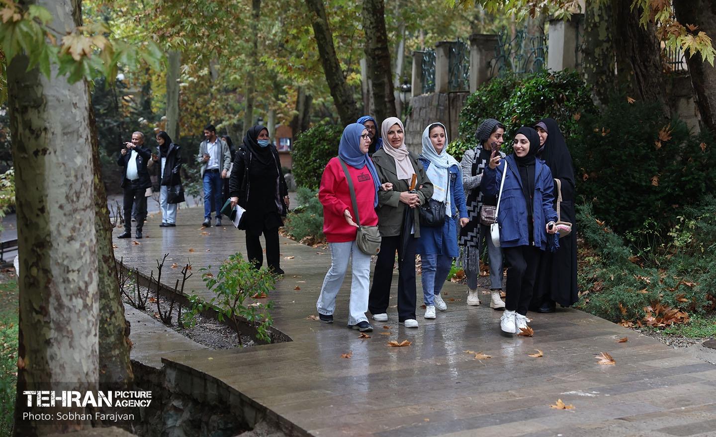 بازدید دانشجویان خارجی از مجموعه فرهنگی تاریخی سعدآباد آژانس عکس تهران